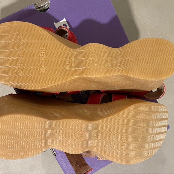 Famolare | Shoes | Famolare Buckleberry Fin Leather Wedge Never Worn ...